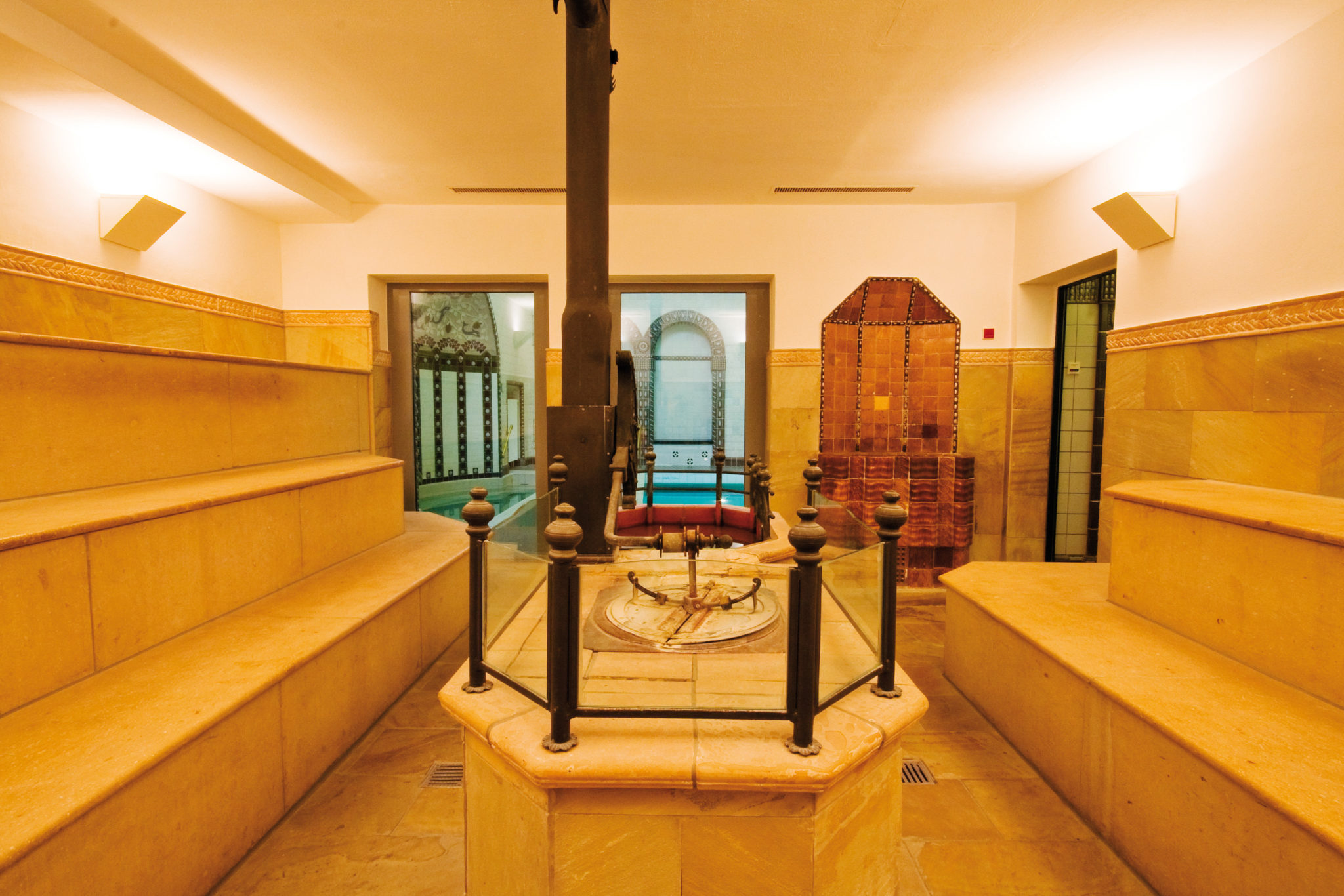 Thermal Baths: Overcoming 'Nudity Nerves' In Exquisite Spas of Germany